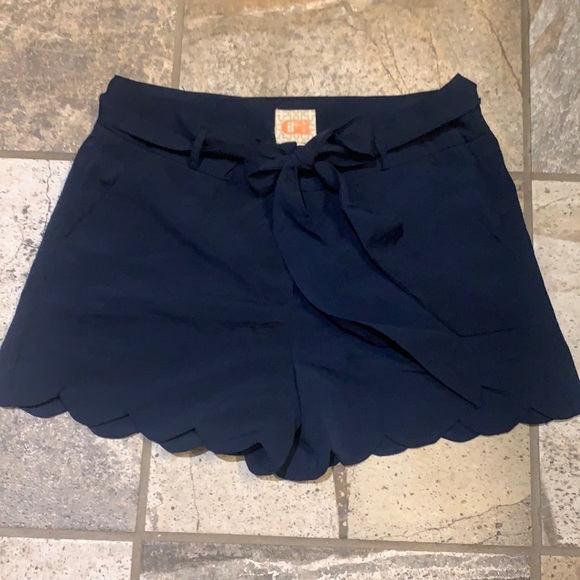 Gianni Bini | Shorts | Gianni Bini Shortsbelted Tulip Hem Navy | Poshmark